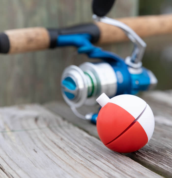 EzOn Bobber Large(2") Red 2 Per Pack – EzOn Fishing Co